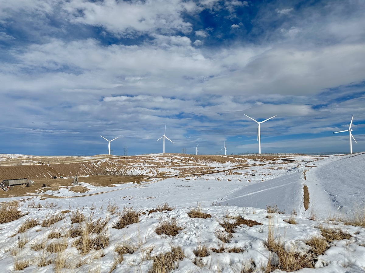Wyoming's top officials promise to reckon with ever-increasing wind ...