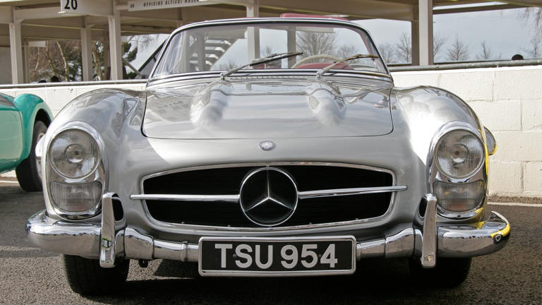 1955 Mercedes 300SL: First production fuel-injected sports car