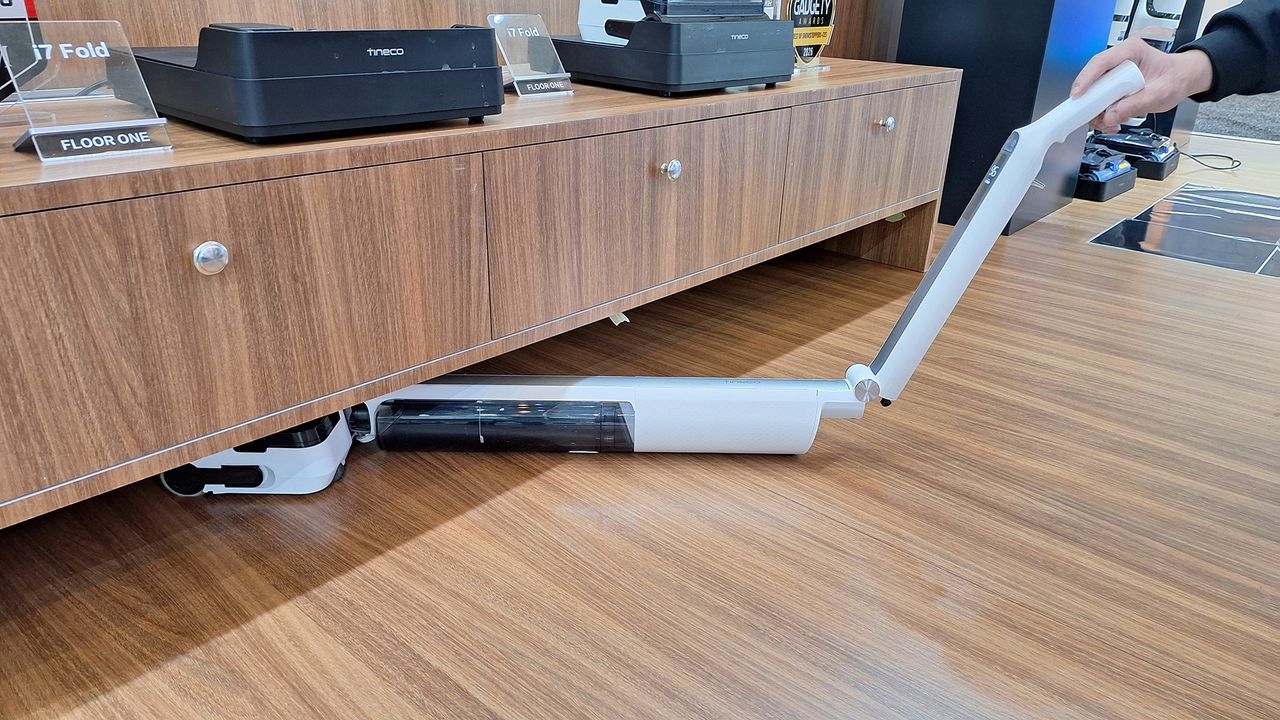 Tineco just proved wet-dry vacuums don't need to be unwieldy – this one ...
