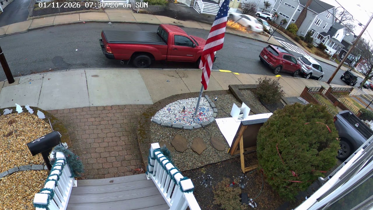 Video shows car slamming into Everett homes, driver thrown from vehicle ...