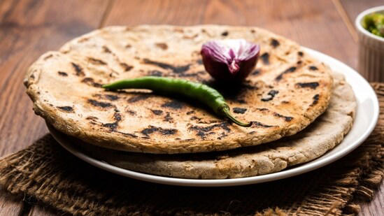 Ayurvedic doctor shares 7 healthy rotis every Indian household should ...