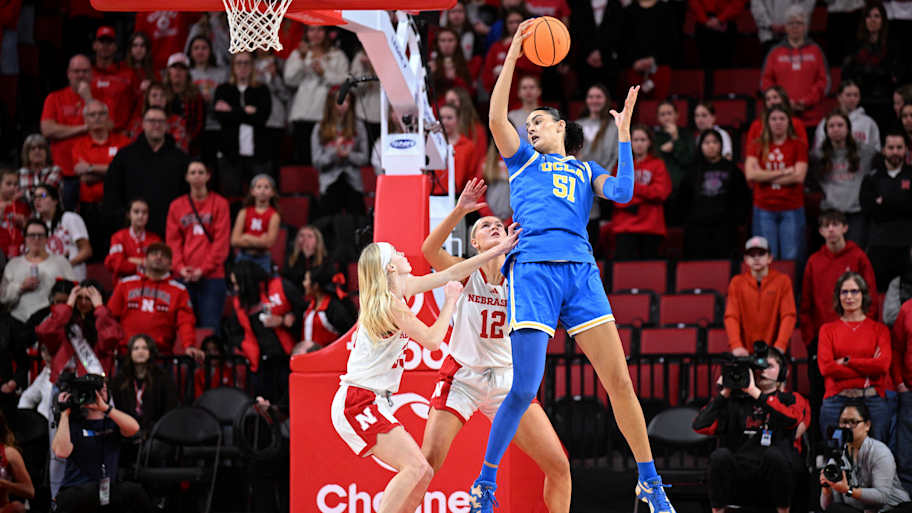 UCLA rolls to another top 25 win on Sunday night
