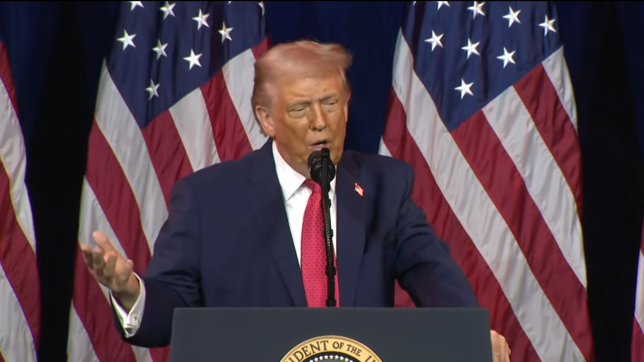 'I won in a landslide': Trump sees himself as king, says any criticism ...