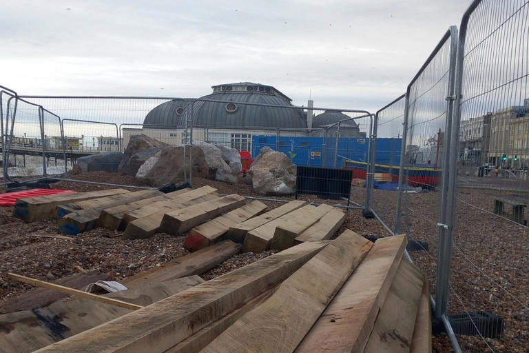 'Progressing well' - Work continues to improve coastal defences along ...