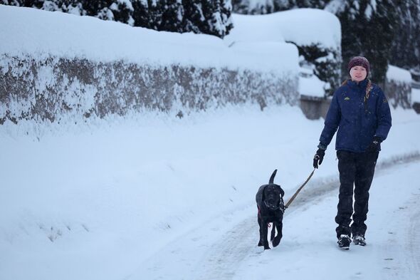 Snow maps show England hit by new blizzards with -8C freeze - full list ...