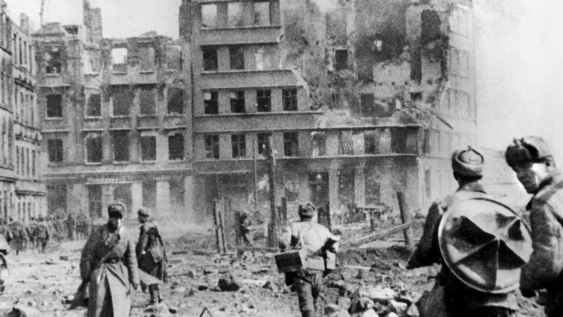1945: When Germans fought not to win, but to escape