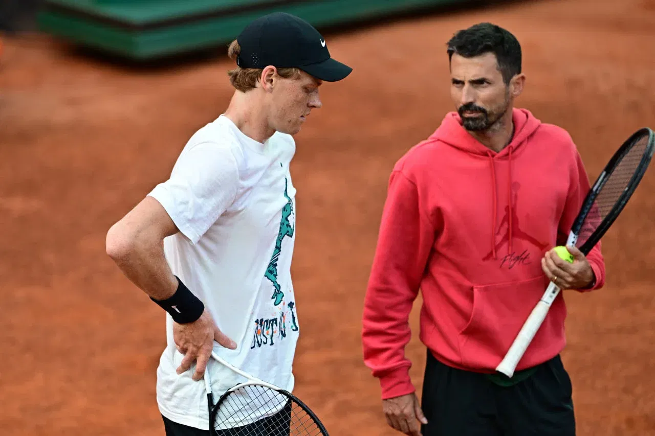 Sinner's coach Simone Vagnozzi eliminated early from Australian Open's ...