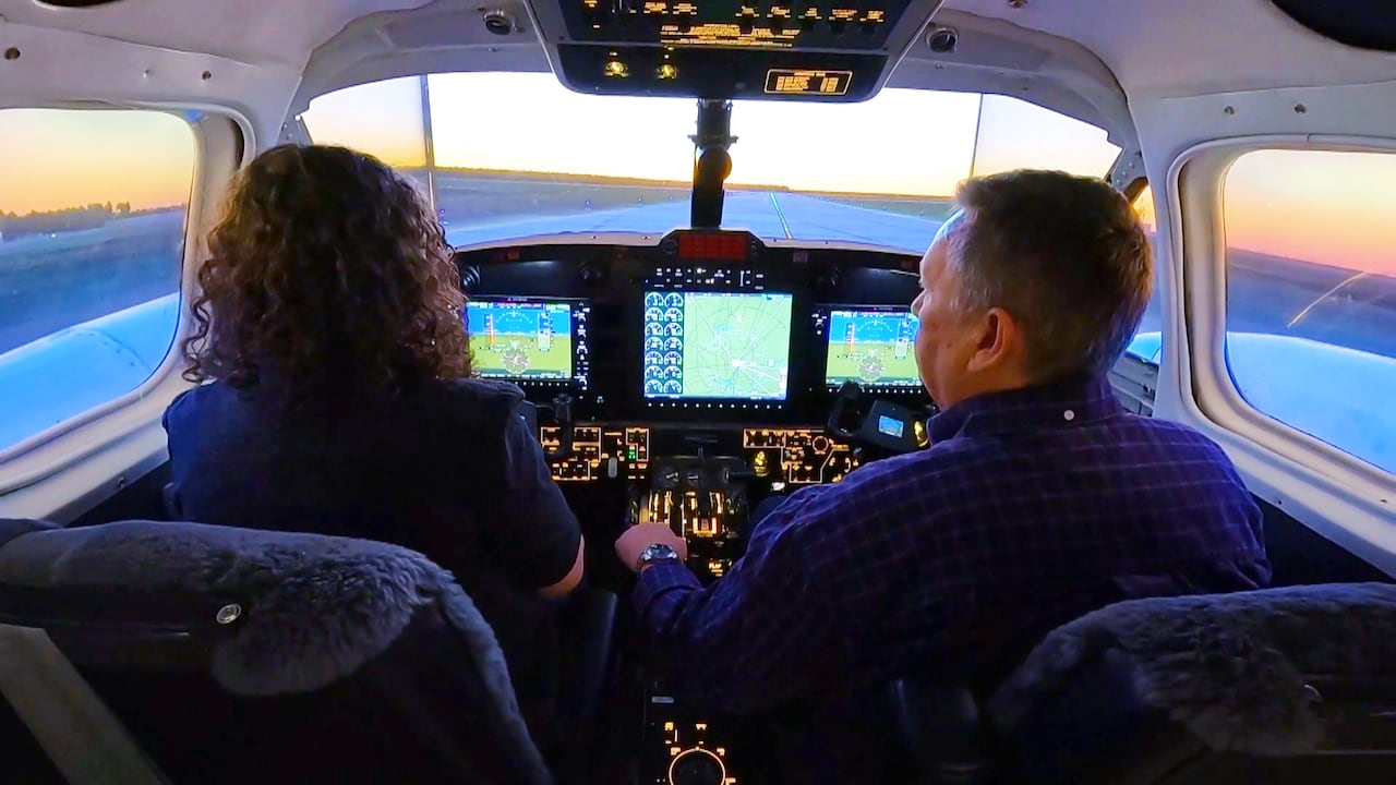 Manitoban builds simulators to take flight without leaving the ground