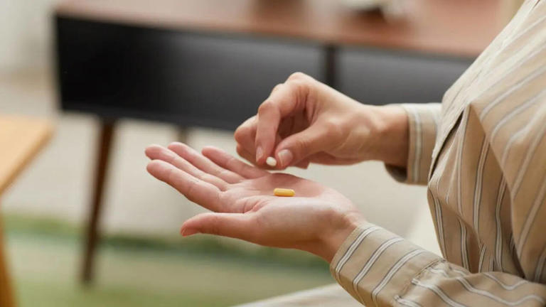 MIT scientists create ‘smart pill’ that signals after being swallowed ...