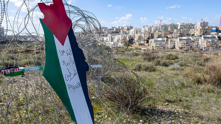 Israel advances 'fatal' settlement plan for occupied East Jerusalem