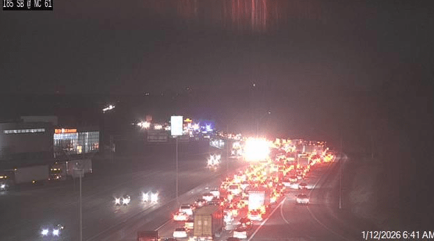Interstate 85 South/40 West crash delays traffic near Guilford-Alamance ...