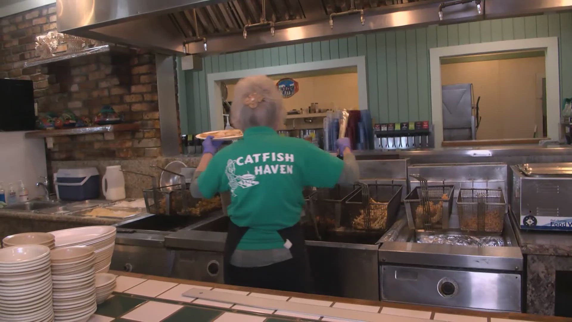 84-year-old still cooking up family recipes at Texas catfish restaurant