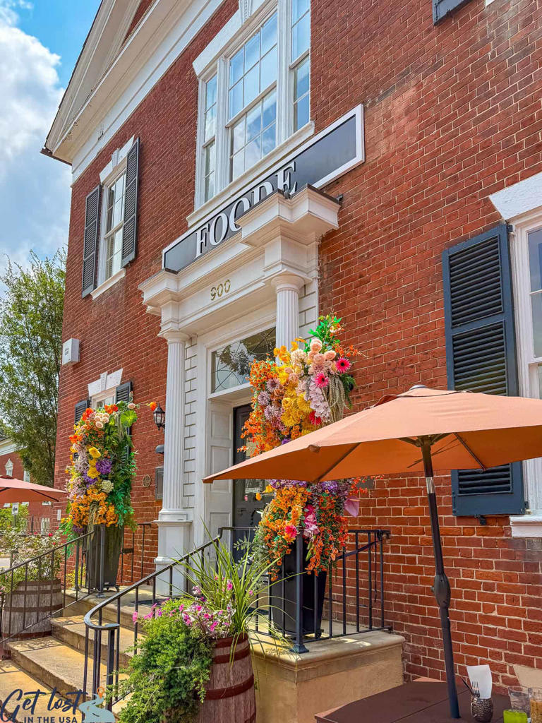 Fredericksburg, VA for the curiously hungry traveler