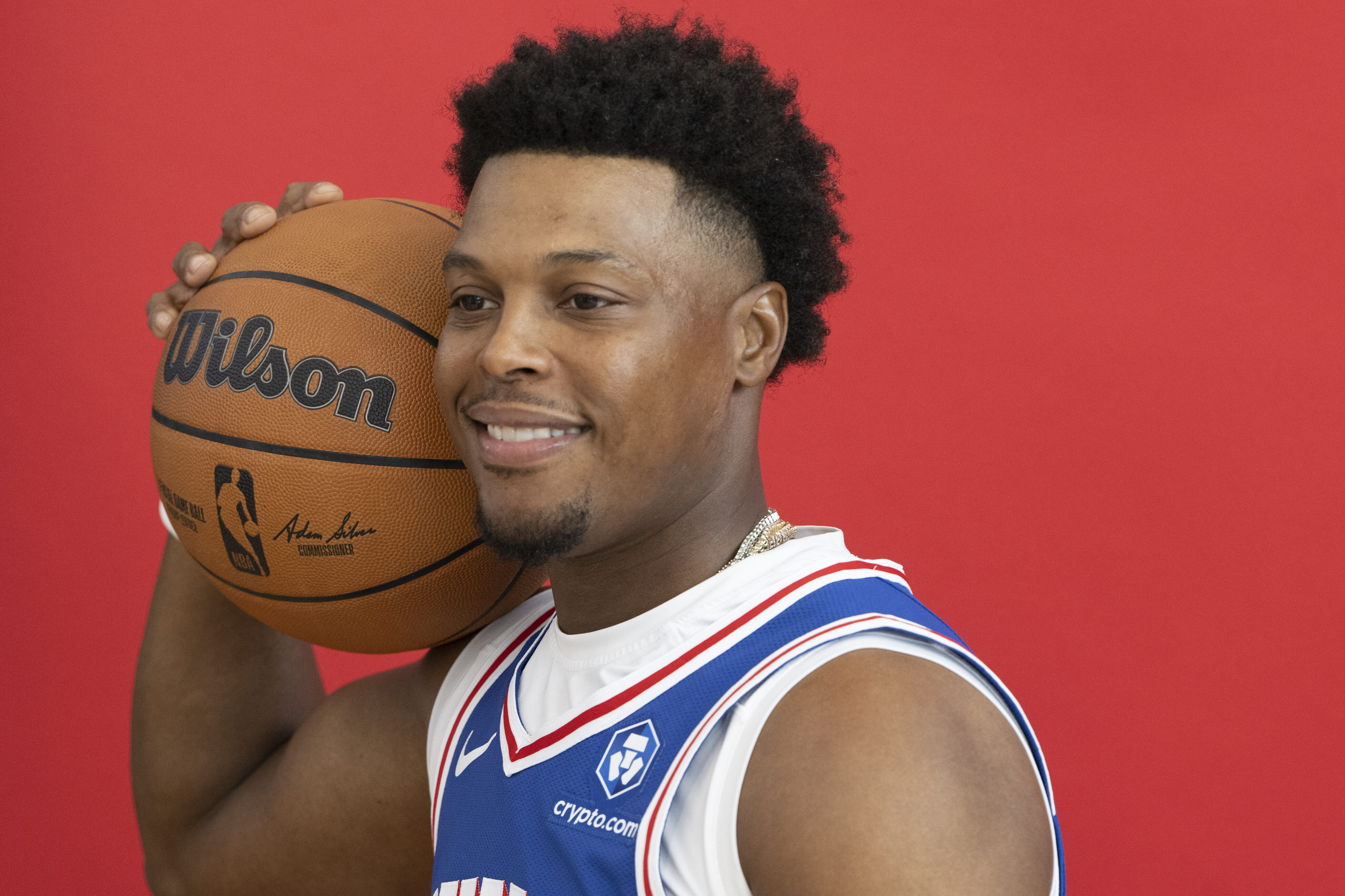 Kyle Lowry returns to Toronto as a Raptors legend and Sixers leader: 'I ...