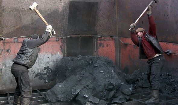 Russian economy meltdown as coal businesses collapse into ...
