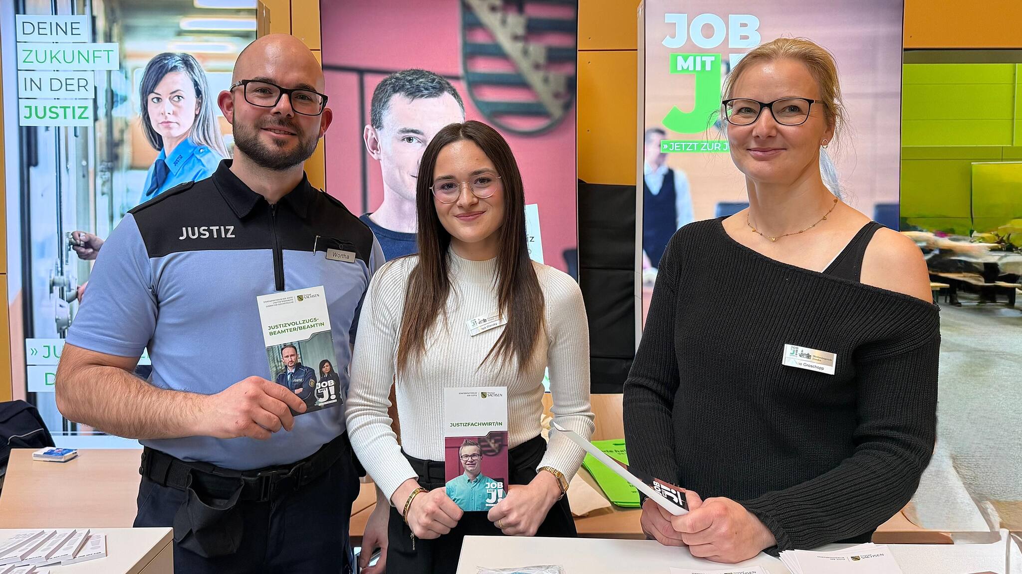 Großes Event in kleiner Stadt: 80 Firmen und Institutionen stellen in ...