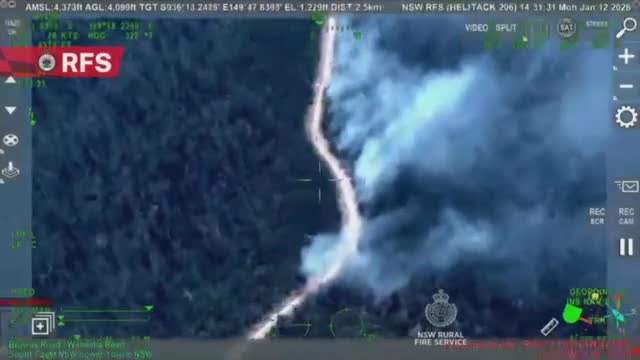 Aerial footage shows scale of Australian bush fire at national park