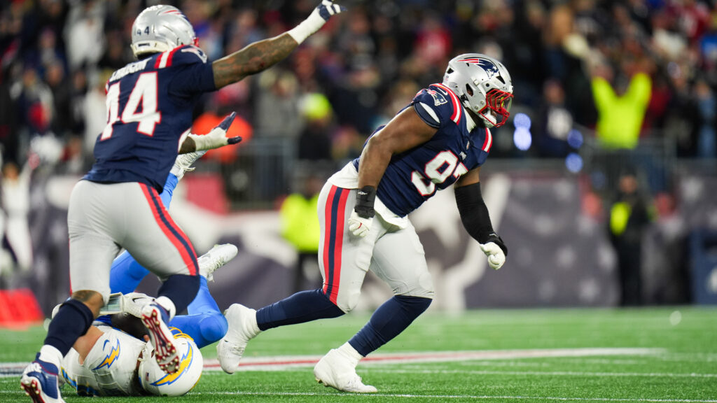 Patriots’ Mike Vrabel had great take on getting his lip busted by ...