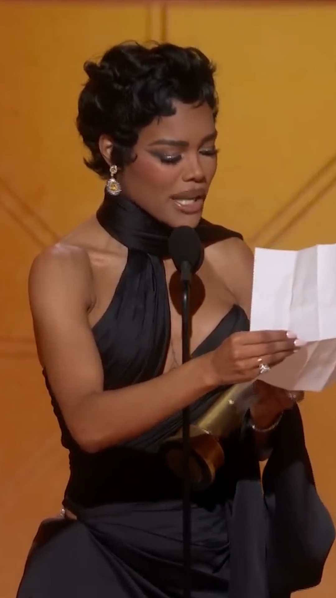 Teyana Taylor cries her happy tears after winning at Golden Globes 2026