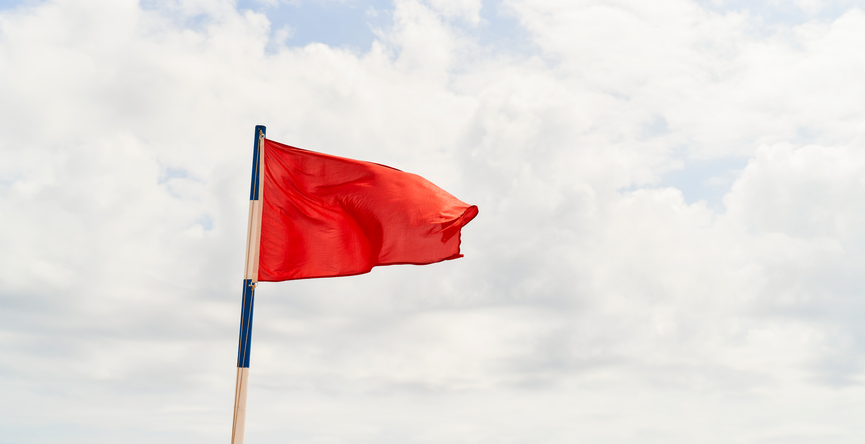 Former child star reveals grooming red flag she missed while dating ...