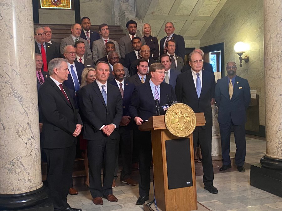 Debate ignites over Mississippi school choice, funding bills