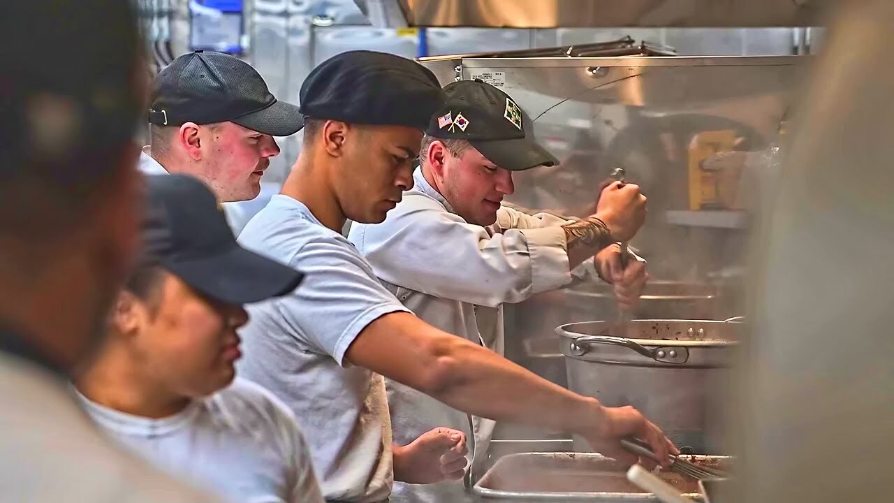 US military chow hall in South Korea • (Dec 2025)
