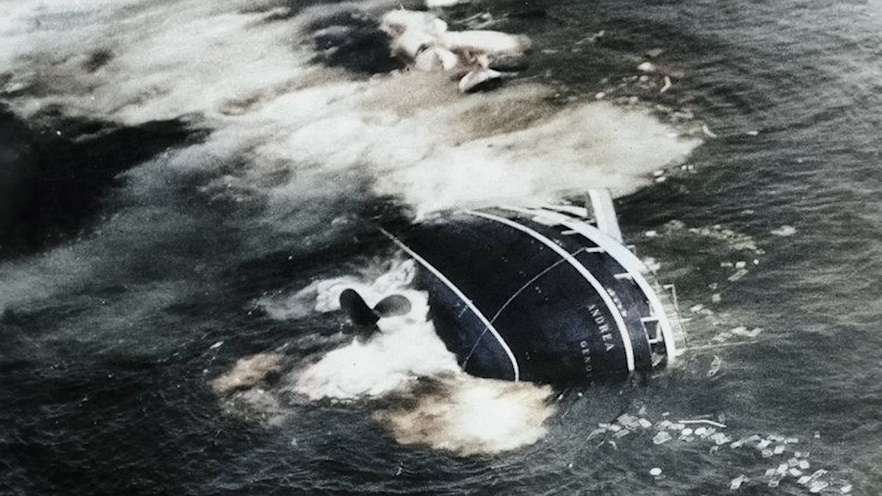 We should pass safely - The moment ship collision became inevitable