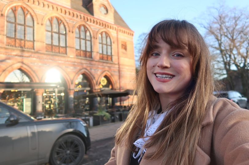 Charming town with pubs and indie shops less than 1 hour's drive from ...