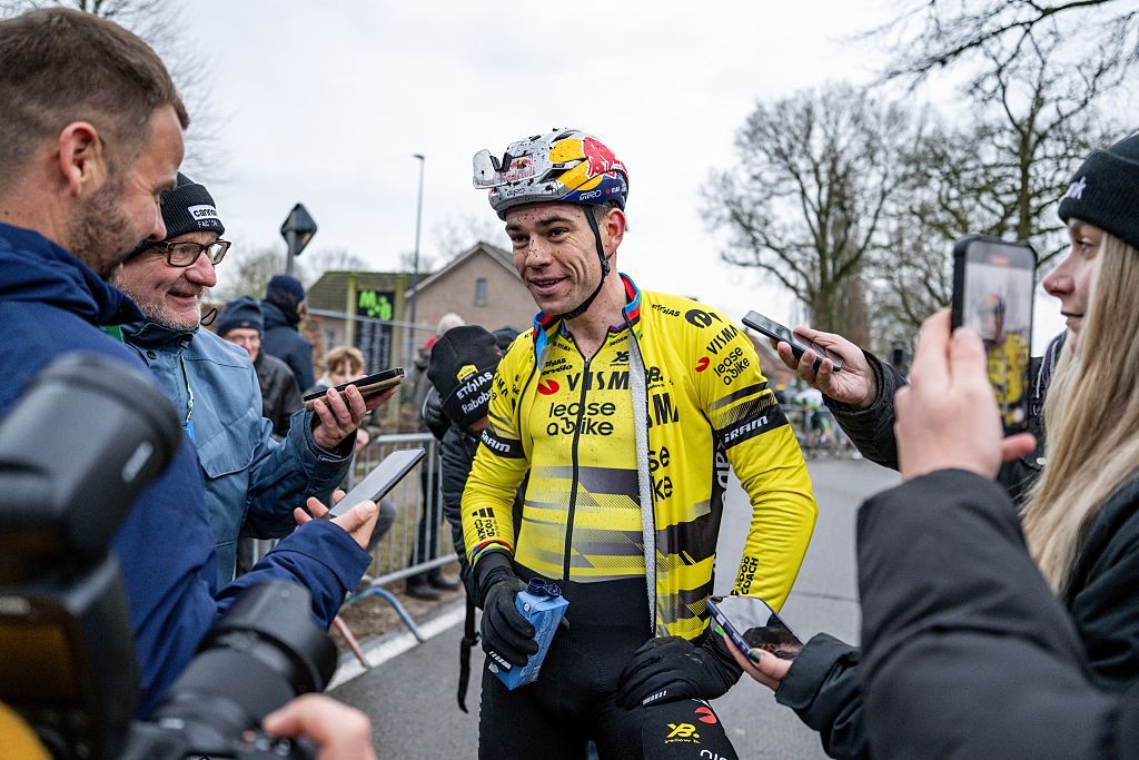'Monday's victory' - Wout van Aert back training on the bike only 10 ...