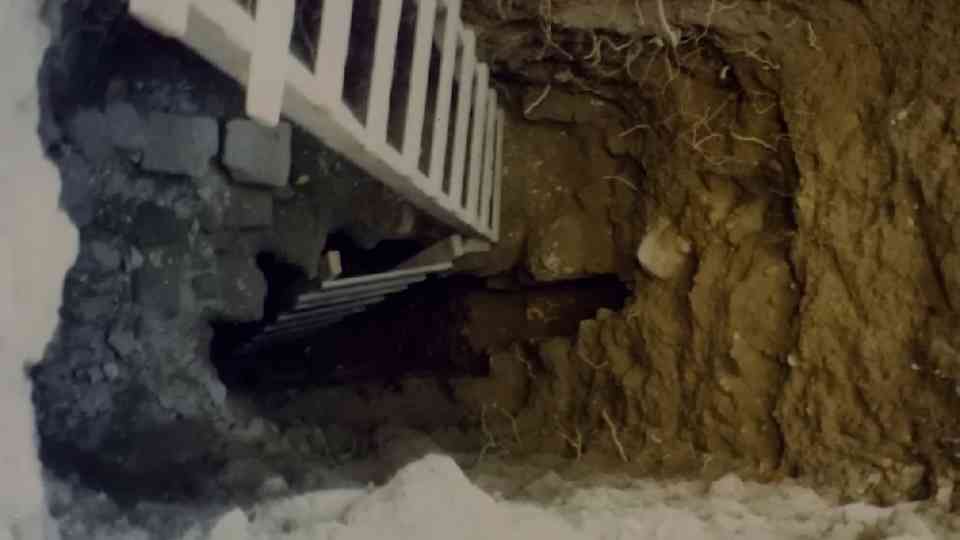 What using a toilet was like in the Middle Ages