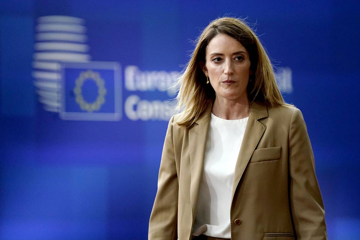 Diplomatas do Irão proibidos de entrar nas instalações do Parlamento ...