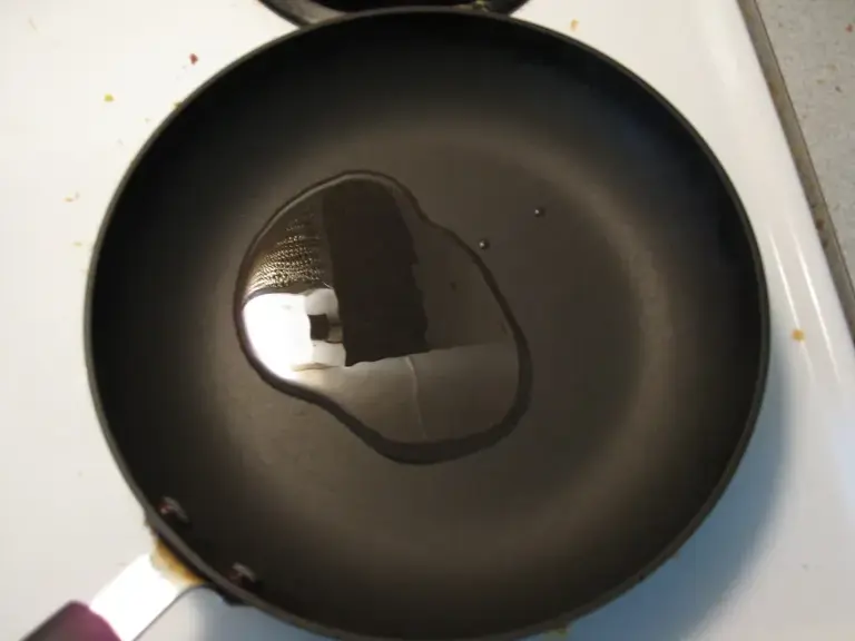 If you're still seasoning cast iron like this, Southern chefs say you ...
