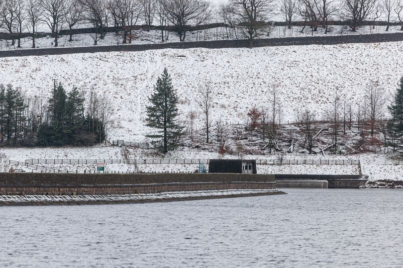 Weather maps show 450-mile 'snow bomb' hitting West Midlands from ...