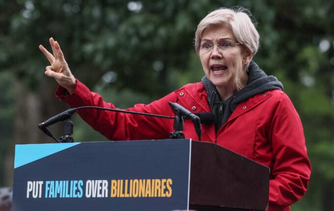 Elizabeth Warren's plan for a revived Democratic Party