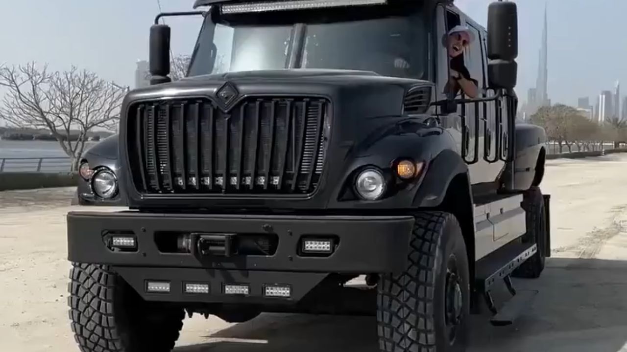 You need a trucking license to drive this Ford F-650—and it costs $500,000