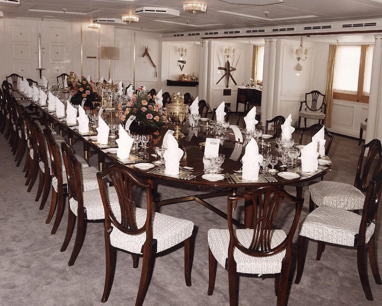Inside the Royal Yacht Britannia, Queen Elizabeth’s beloved 412-foot ...