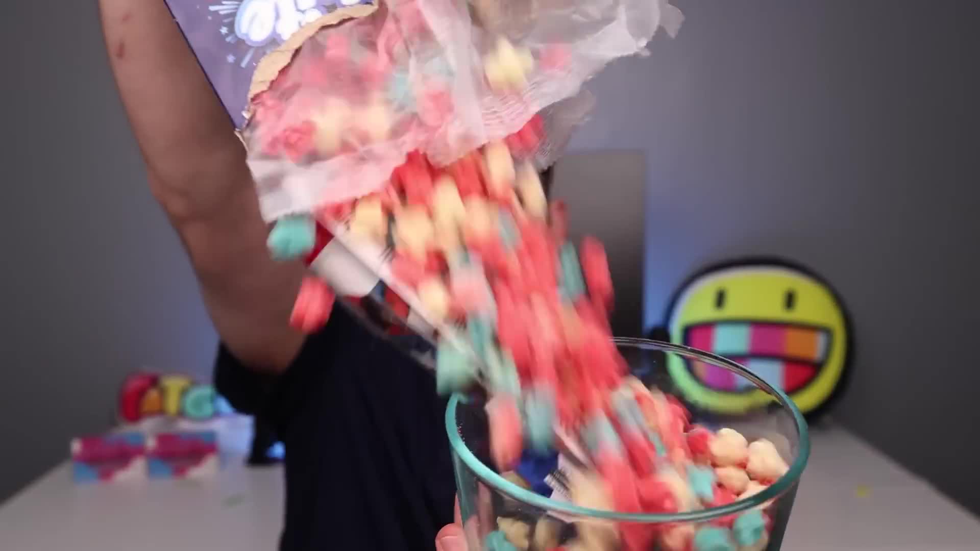 American snacks cavity battle!