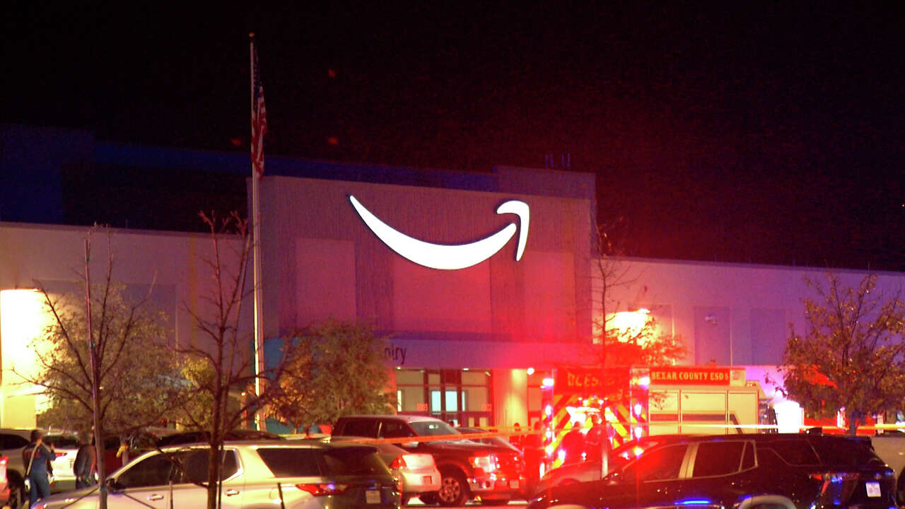Killing at Amazon warehouse: 2 suspects arrested after plan to fight ...