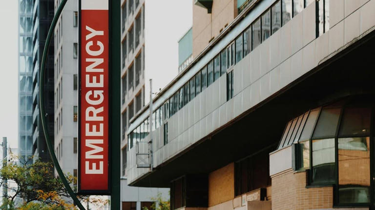 New York City nurses go on strike over pay, benefits