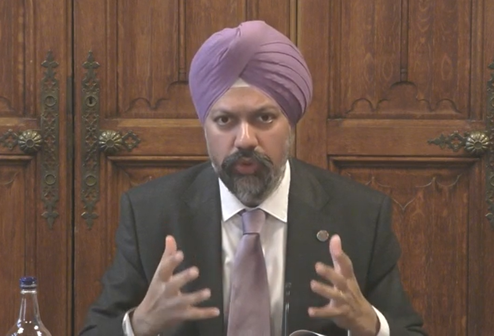 "Don't put words in my mouth": Armed forces head agitated amid grilling ...