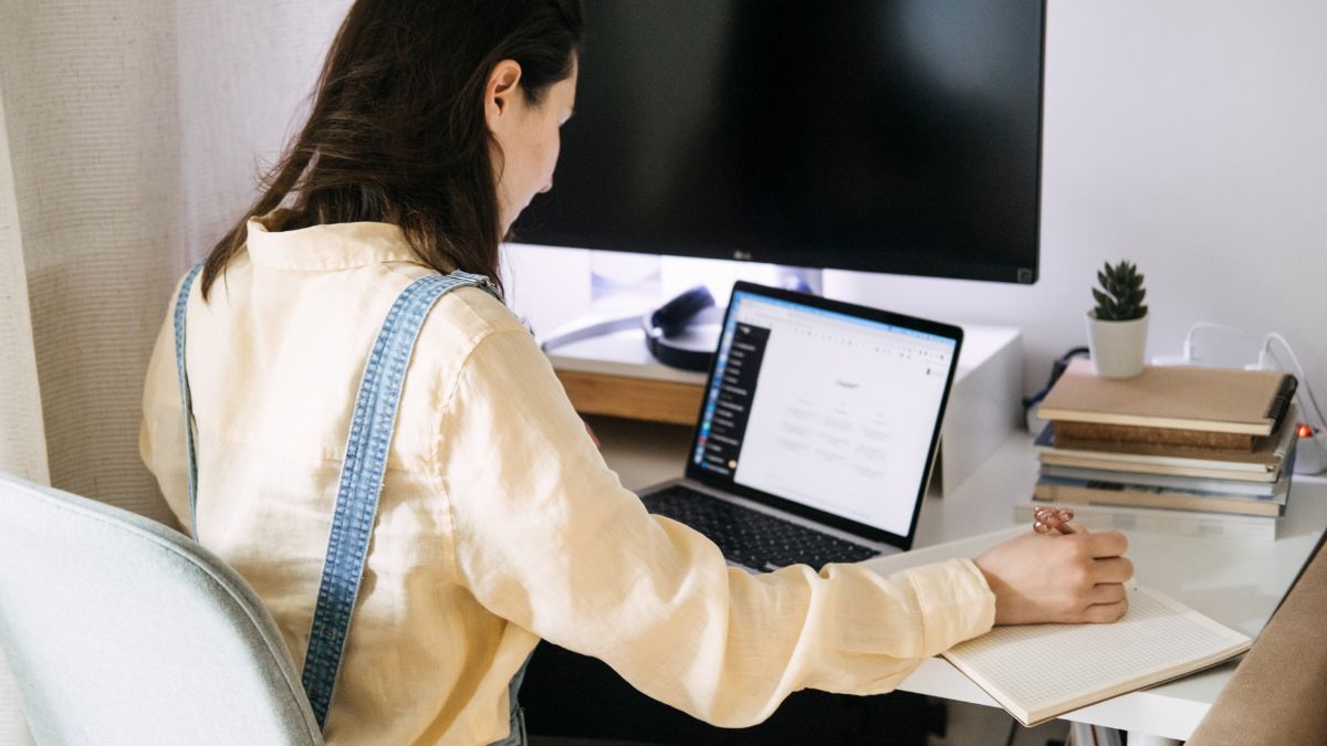 Someone asked ChatGPT what it fears about people and the answer felt ...