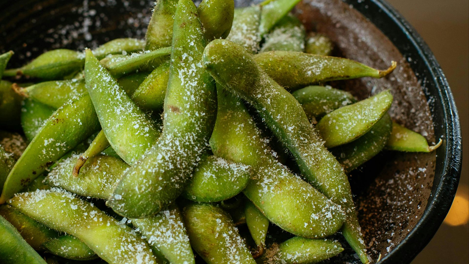 Still confused about eating edamame? Here’s how you do it