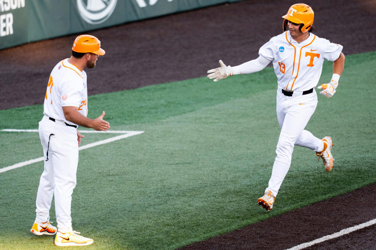 Where Tennessee baseball is ranked to begin the Josh Elander era