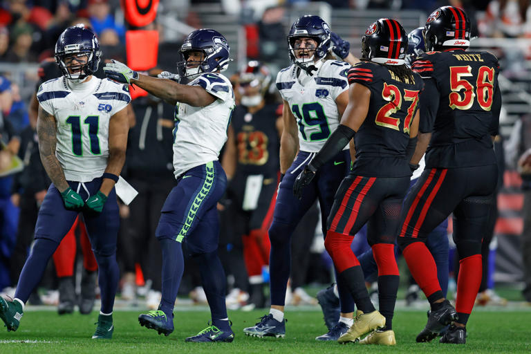 Will 49ers upset Seahawks? NFL playoff picks, predictions, odds for NFC ...