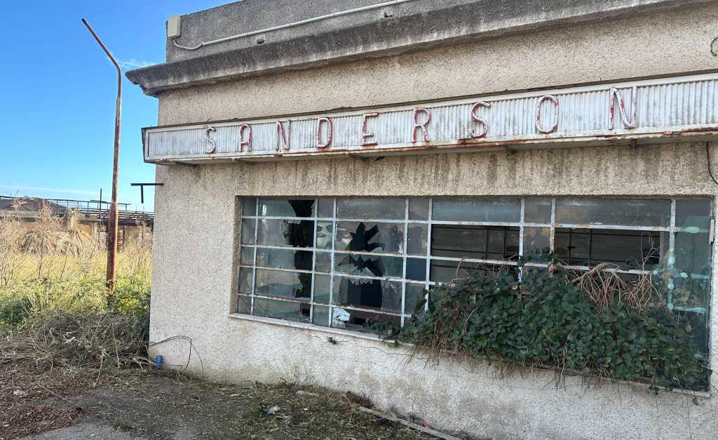 Messina, operai al lavoro all’ex Sanderson: "Partiti i lavori di bonifica e messa in sicurezza"