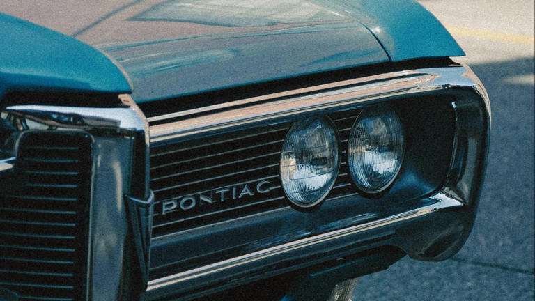 20 voitures qui ont rapidement perdu leur côté cool