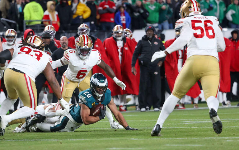 Eagles should expect 'mass changes' in coaching staff, report says