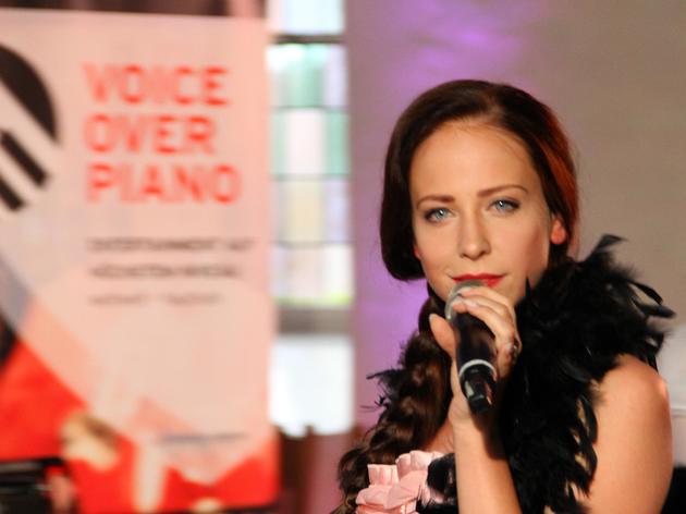 Voice over Piano bringt Musical-Hits ins Brettmannhaus
