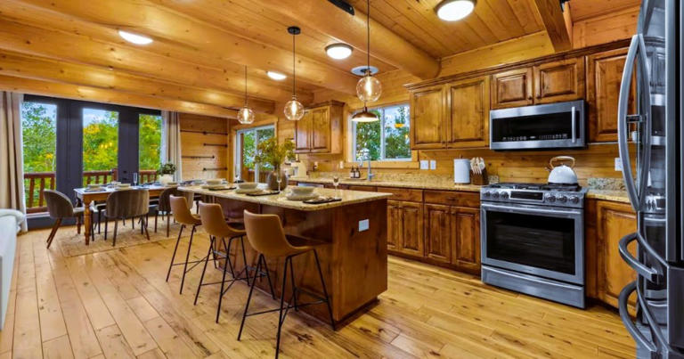 Meet the Utah Airbnb that redefines cozy season-perfect for a winter escape