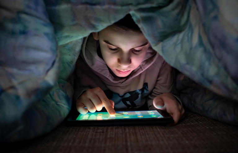 The 5 things too much screen time is doing to your child’s brain